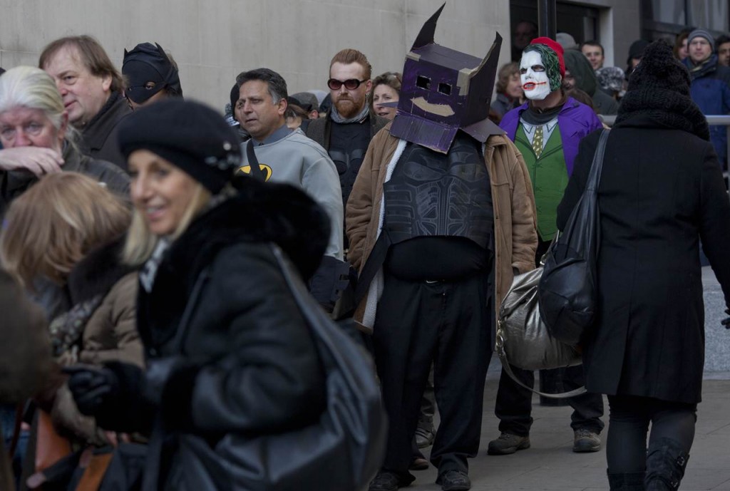 Gotham City Impostors: Commuter Bats and Jokerz Screenshots
