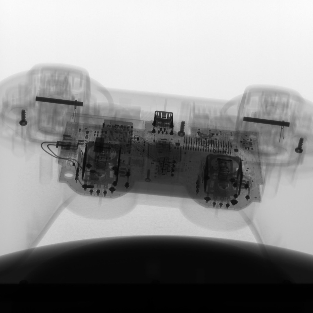 How game controllers look like when X-Rayed