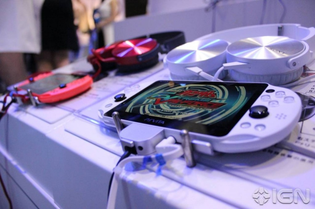 Sony Unveils New Look PS4, Vita And Controllers At TGS