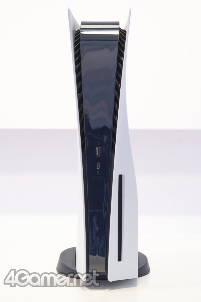 PS5 Hardware Shown off in New Hands-on Images