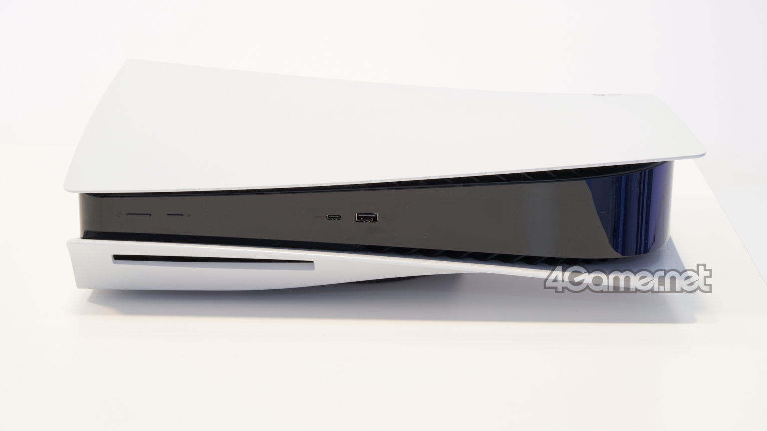 PS5 Hardware Shown off in New Hands-on Images